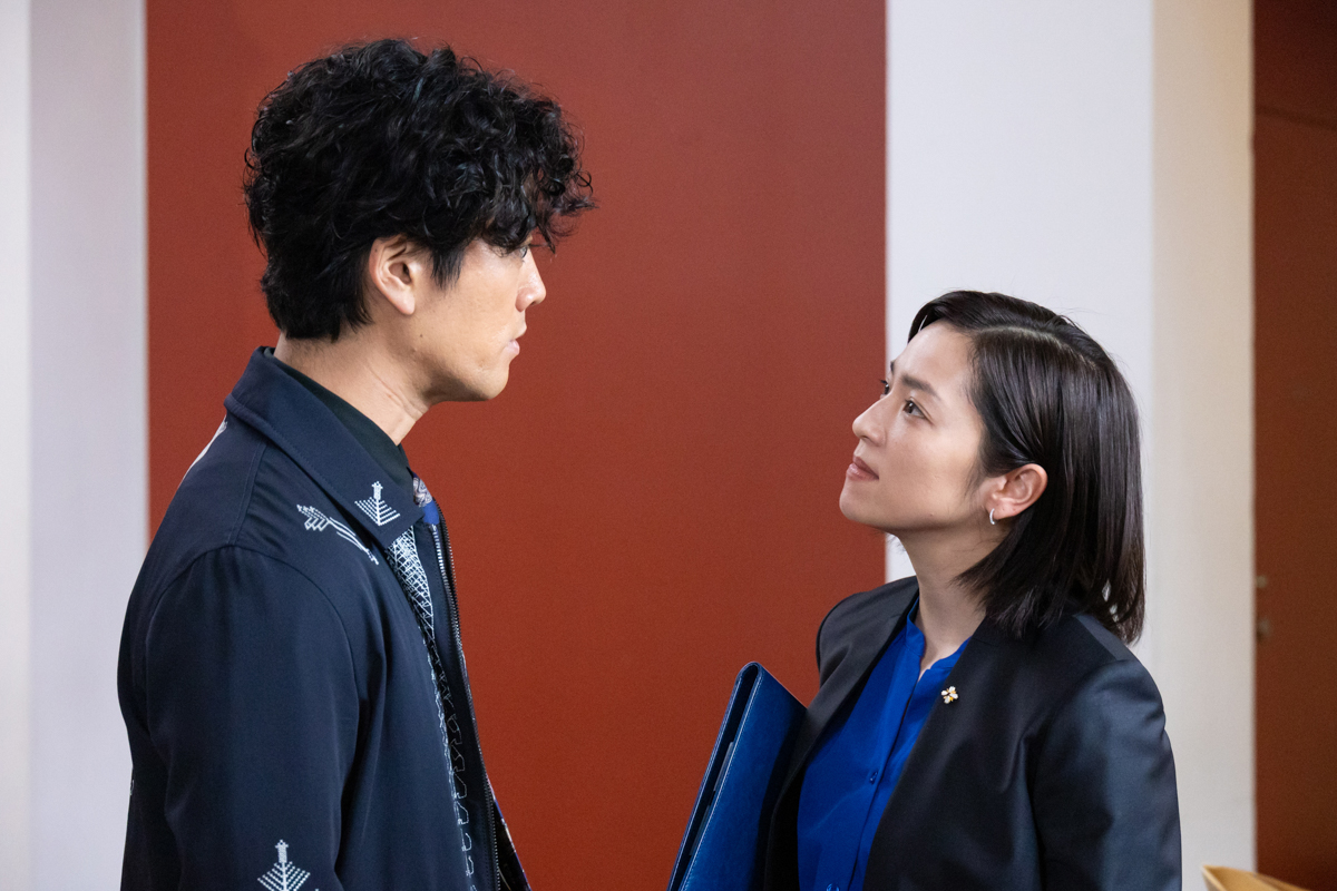 「ケイジとケンジ、時々ハンジ。」第2話:トントン拍子の解決には裏がある? Cinemas+